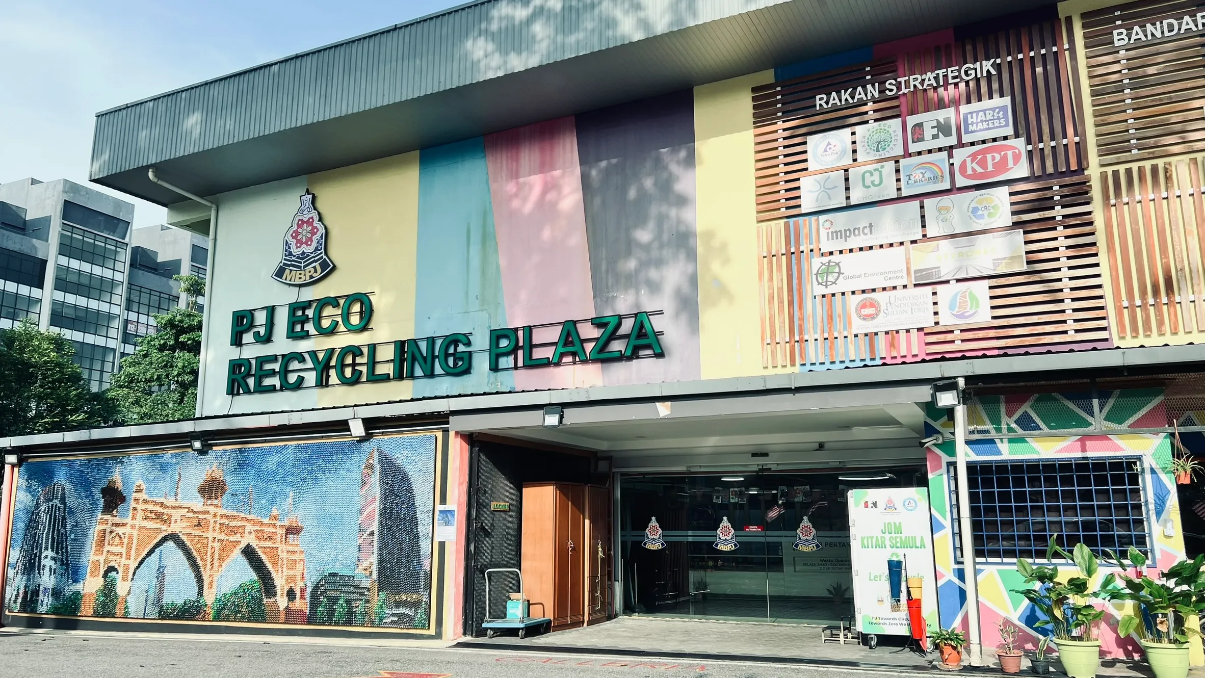 PJ ECO Recycling Plaza - Hara Makers